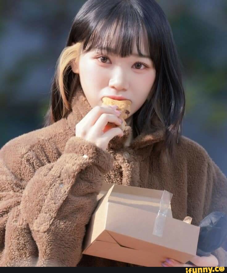 Lesserafim memes. Best Collection of funny Lesserafim pictures on ...