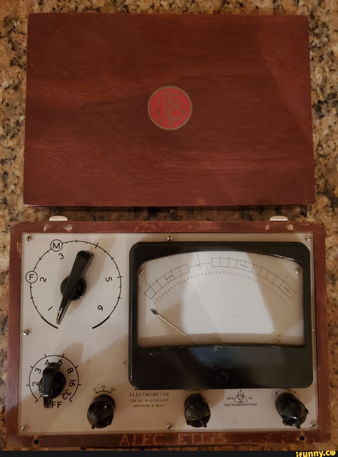 ELECTROMETER FOR USE SCLNTOLOOY BRITISH MCTER or by INSTRUMENTATIONS ...