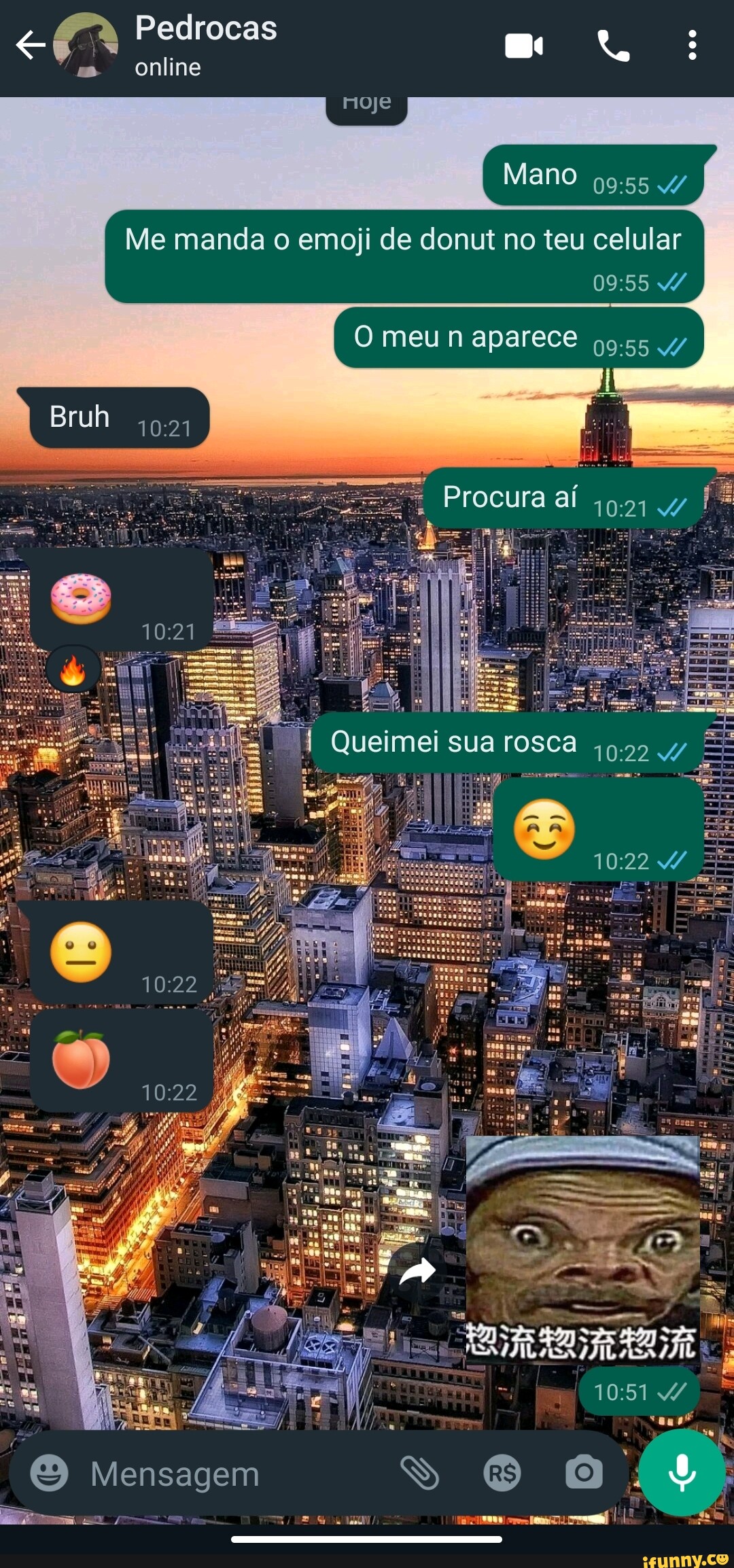 Pedrocas online noje Mano I Me manda o emoji de donut no teu celular I ...